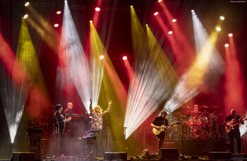 Steve Hackett - Genesis Revisited Live: Seconds Out & More - Live Album ...