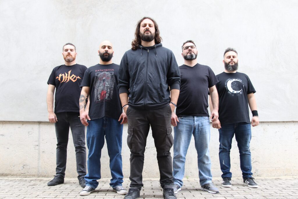 Beyond This Earth - Portraits Of The Absurd - Album Review - Soundmagnet